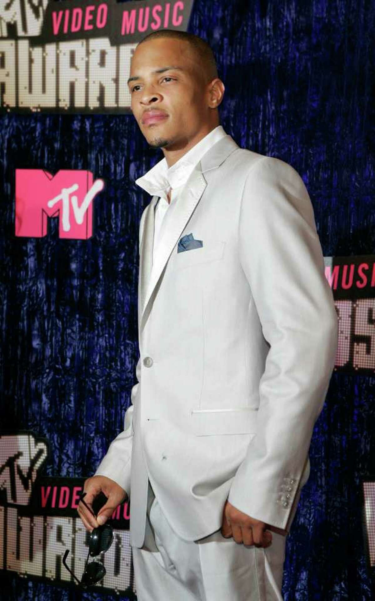 Rapper T.I. returned to federal prison in Atlanta