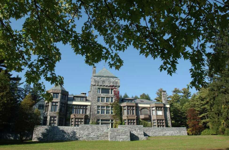 Yaddo Mansion opens for tours