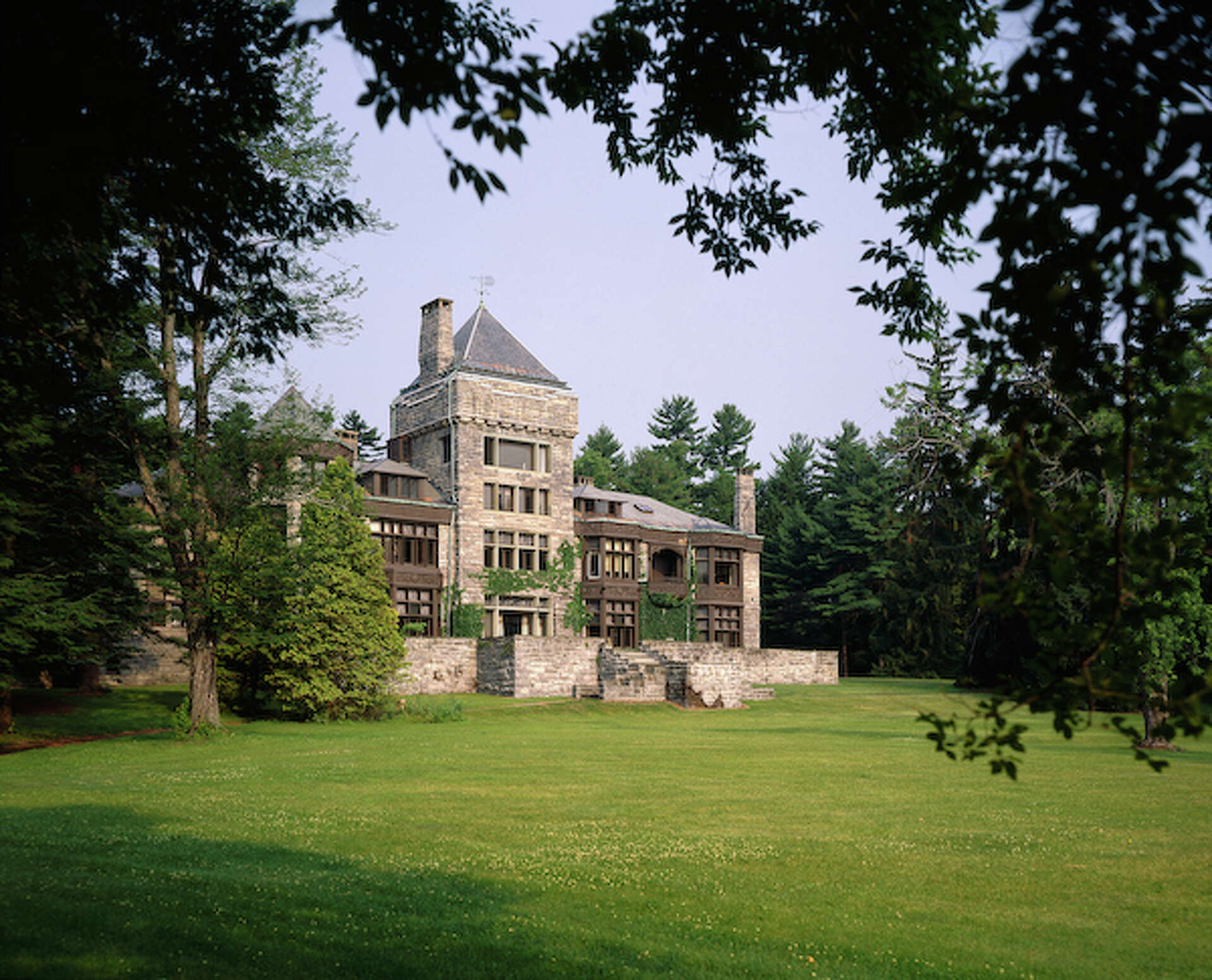 Yaddo Mansion opens for tours