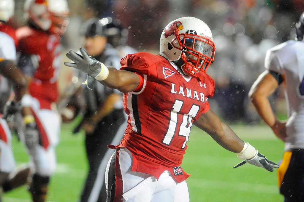 Garrett sets records as Lamar wins opener