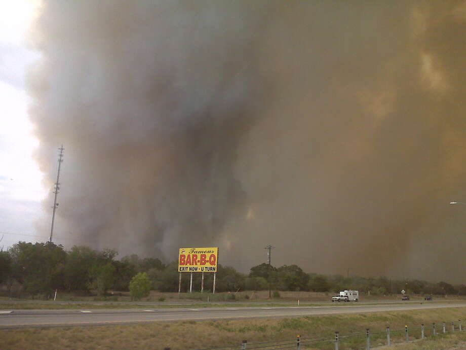 Wind-driven fires kill 2 in East Texas, more hit near Houston - Houston ...