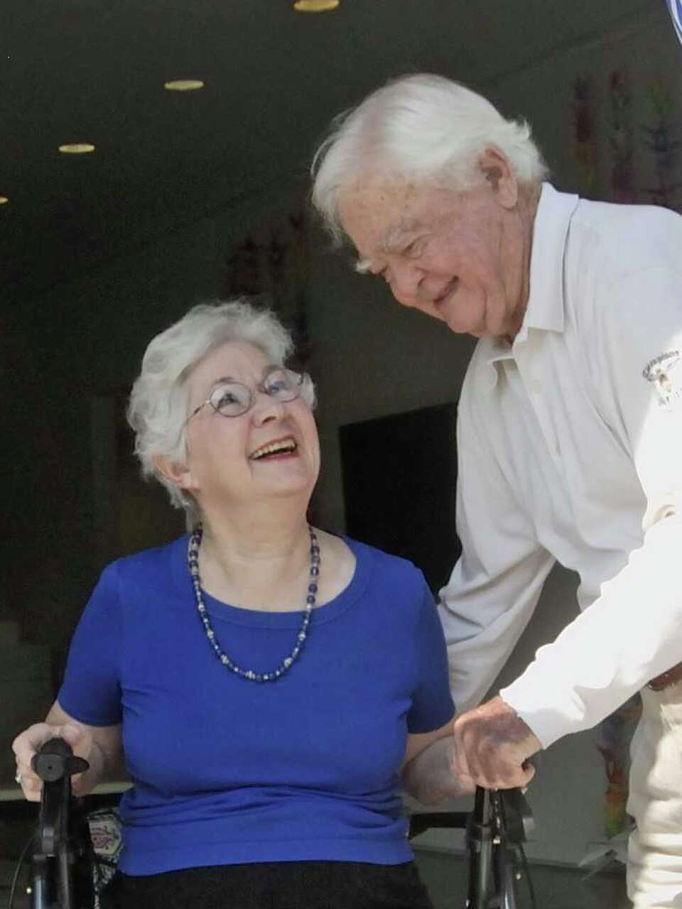 Museum dedicates wall to Champions-area artist