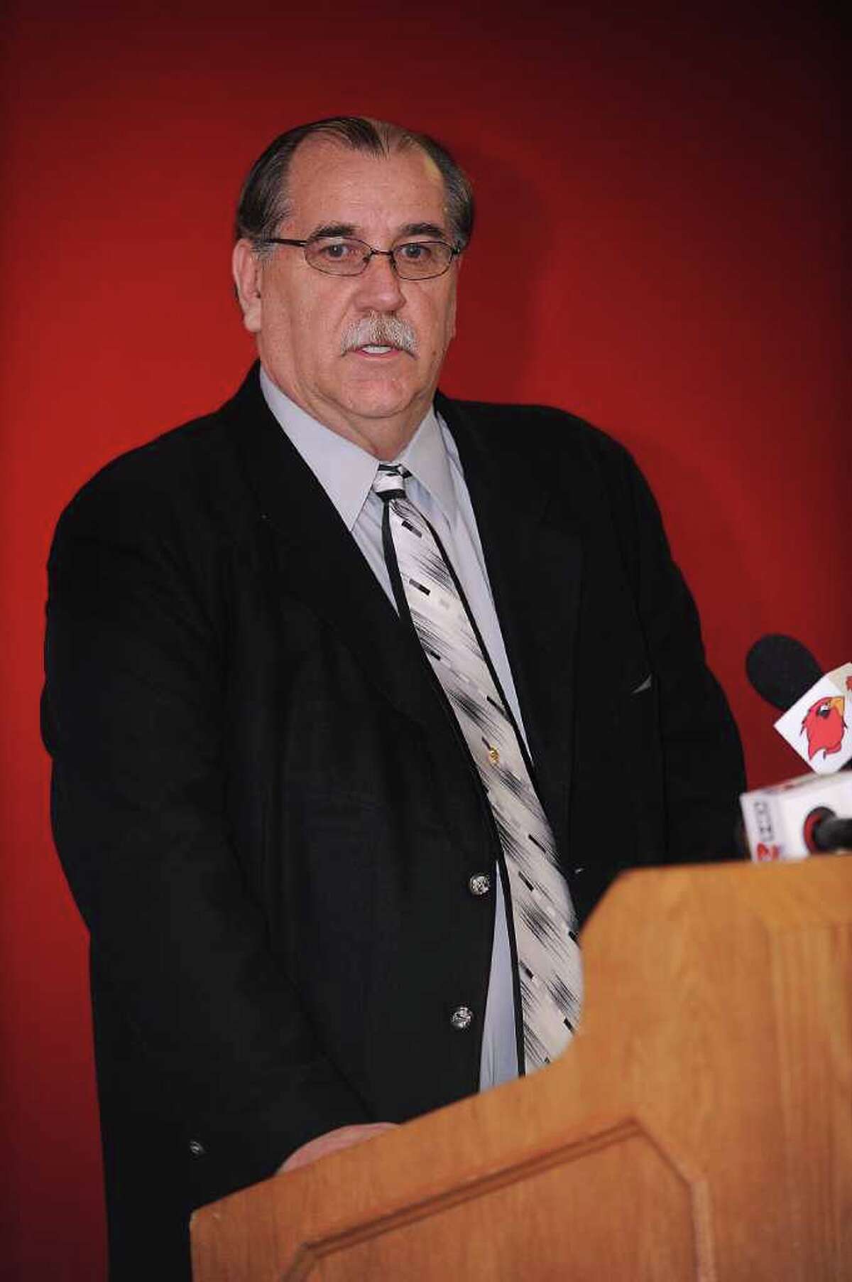 Lamar women's basketball coach Larry Tidwell