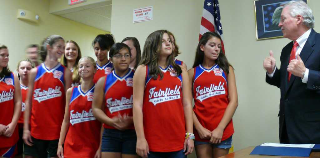 Fairfield baseball, softball champs honored by selectmen