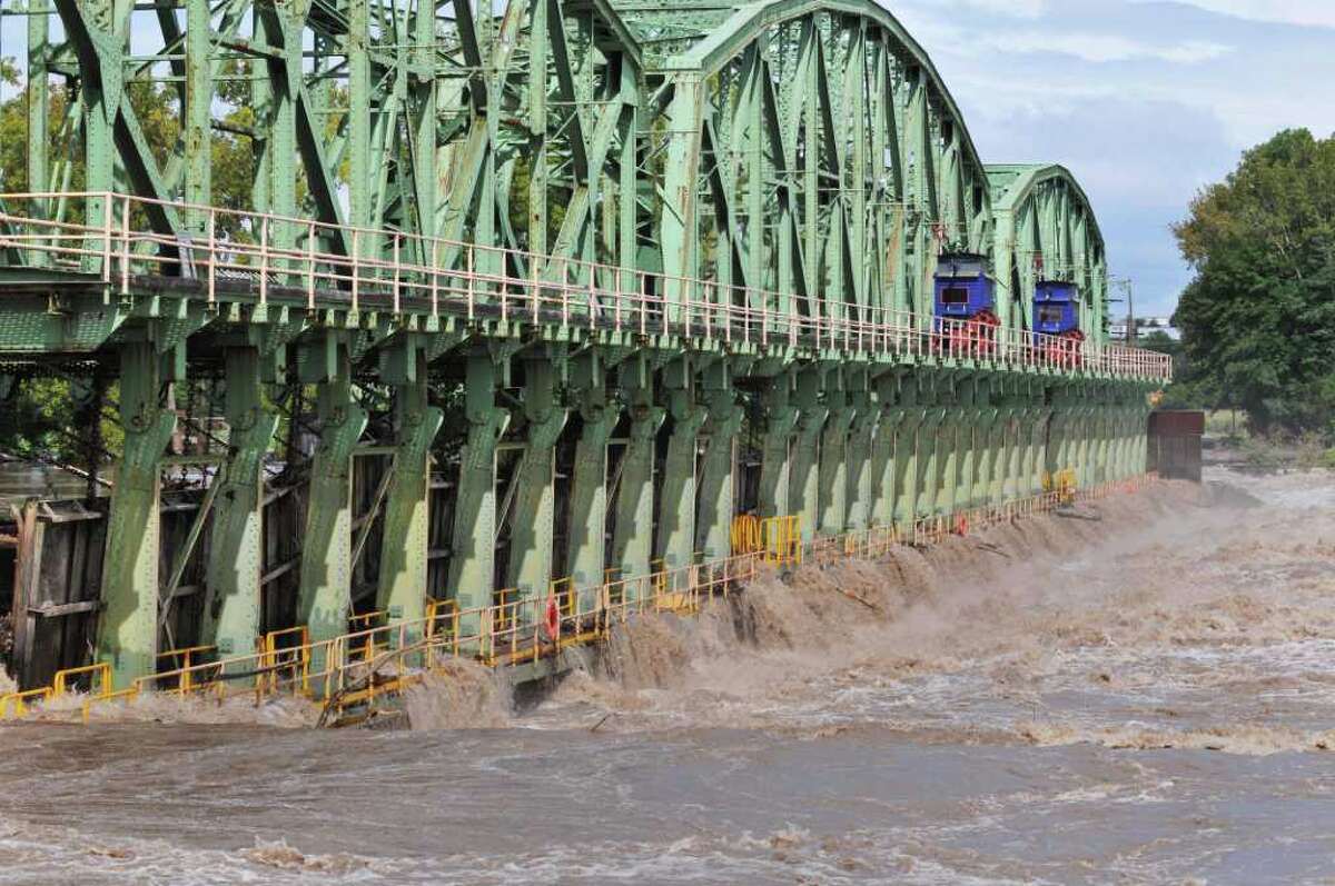 Erie Canal likely shut until spring