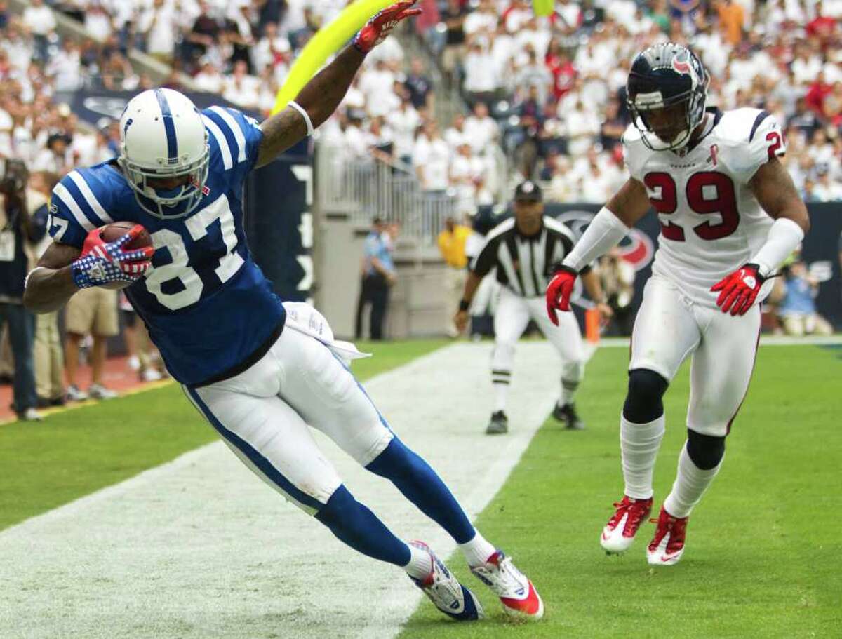 Texans live up to promise with rout of Colts
