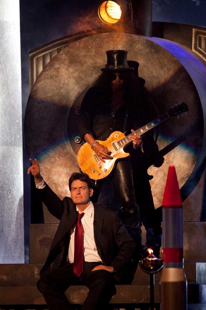 Charlie Sheen smiles through Comedy Central roast