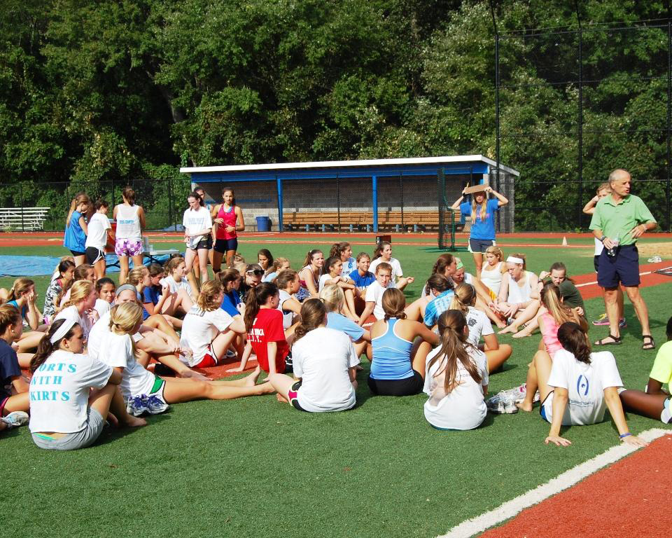 Depth and experience are keys to a strong season for Darien girls cross ...