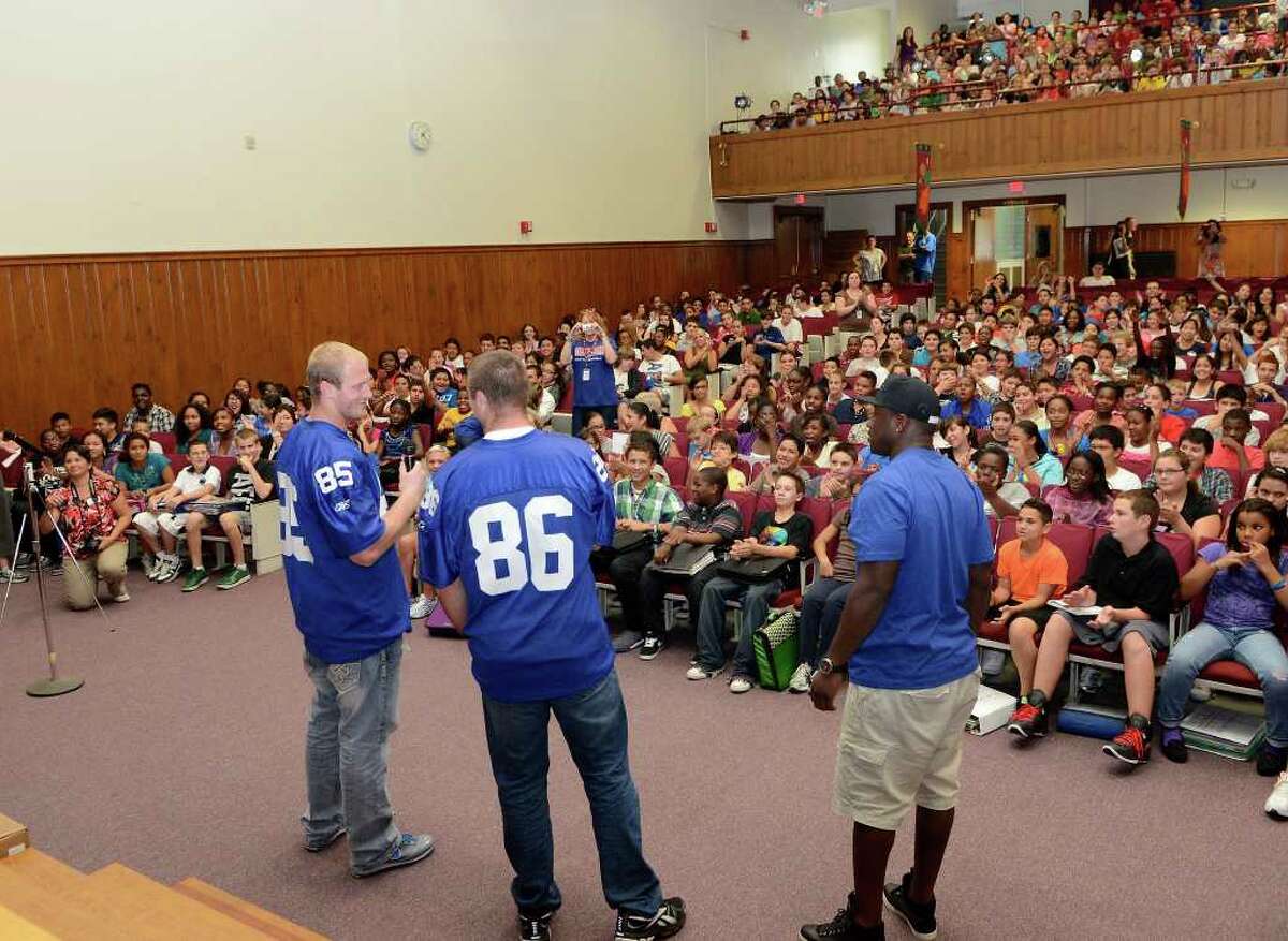 New York Giants surprise students at Dolan Middle School in Stamford