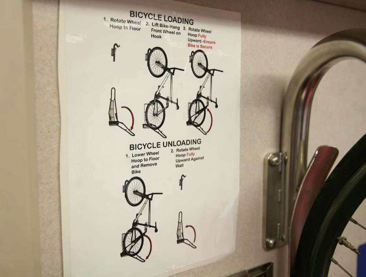 Metro-North trains to get bike racks