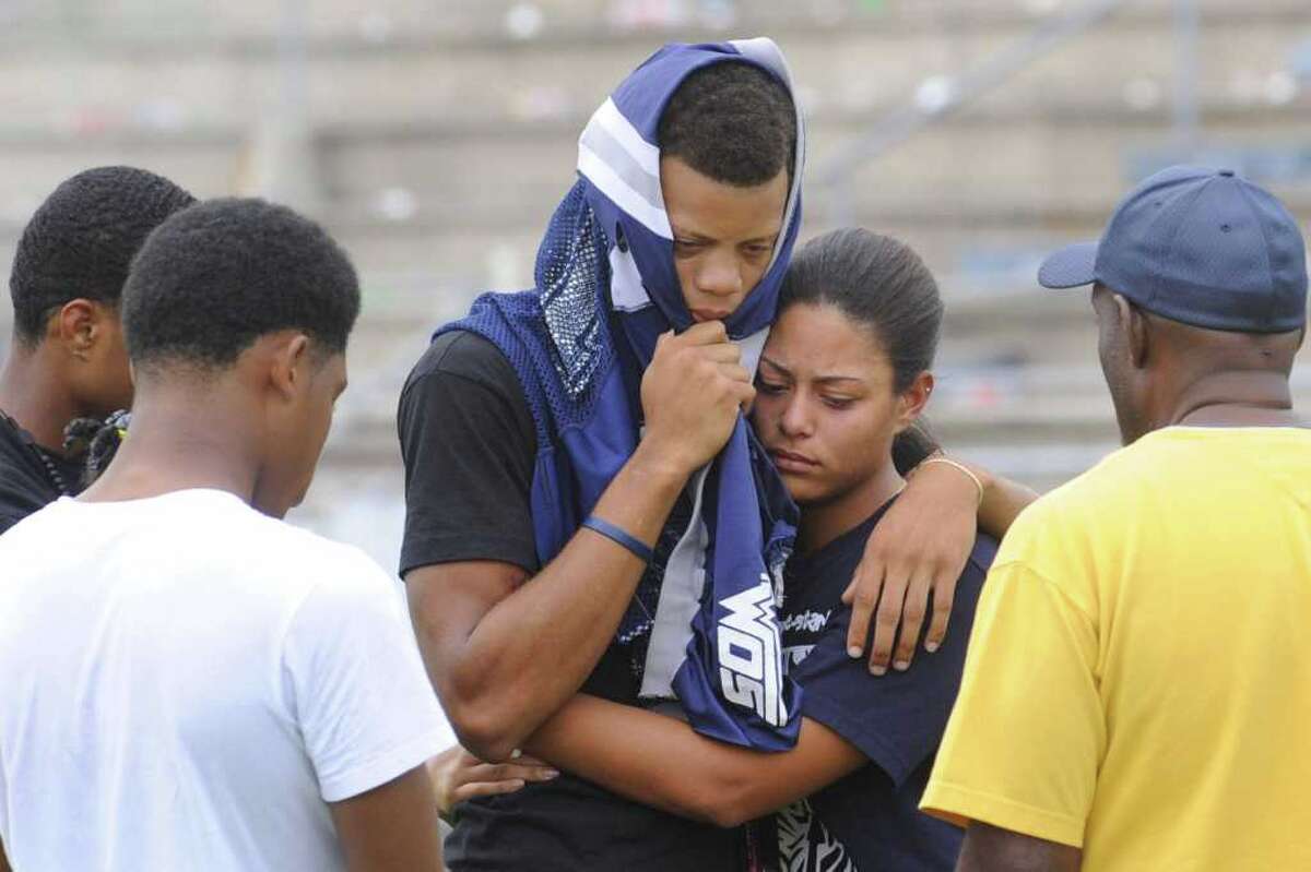 One year later, late West Orange-Stark football player Reggie Garrett ...