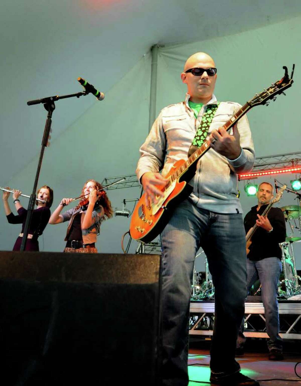 Screaming Orphans to headline Irish 2000