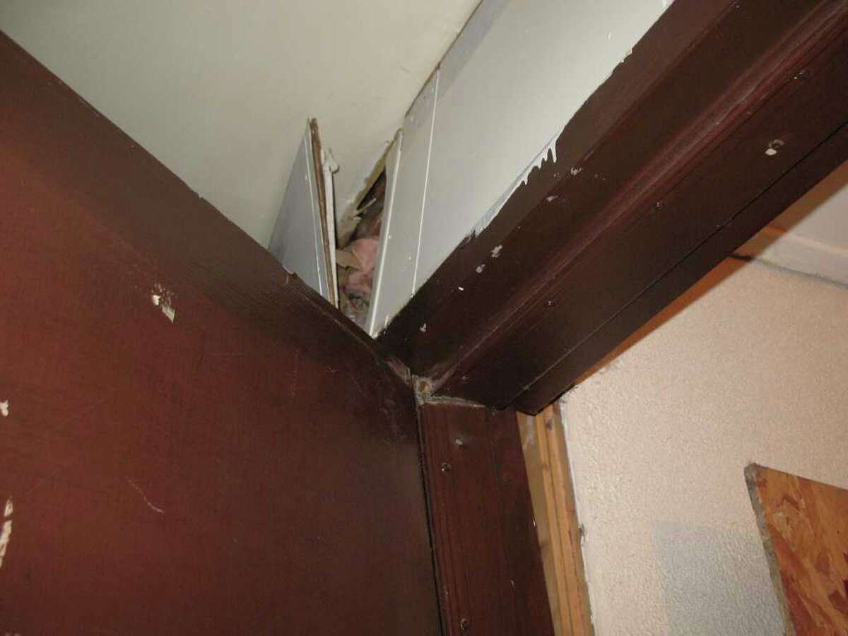 Who pays for damage from police raid?