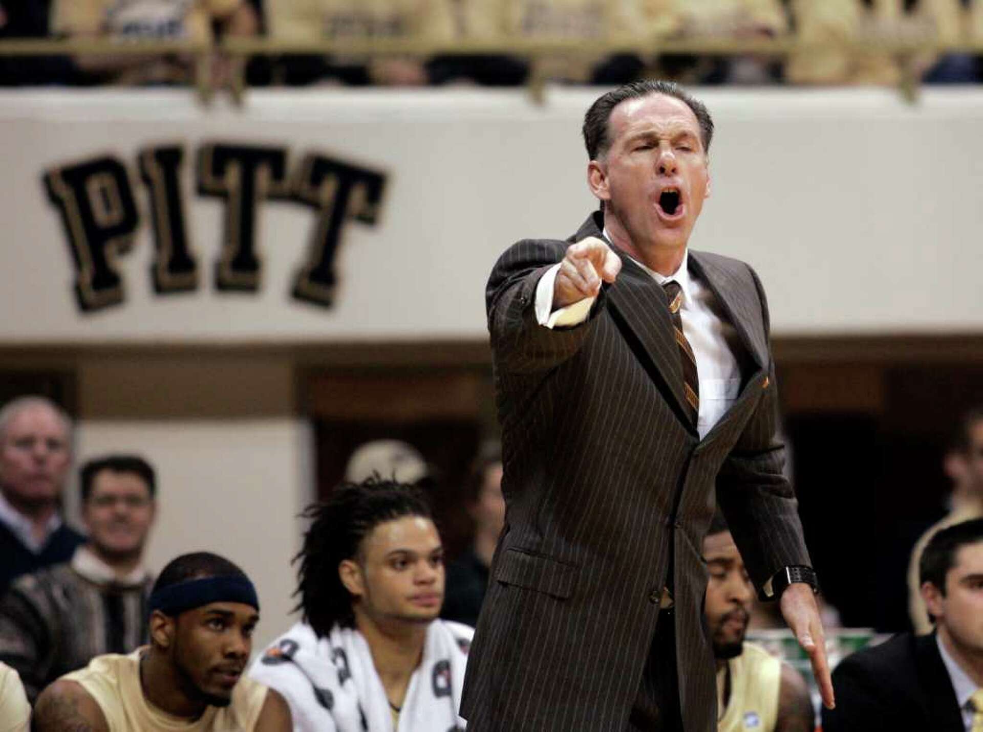 Ben Doody: At major crossroads, UConn needs to push hard for spot in ACC