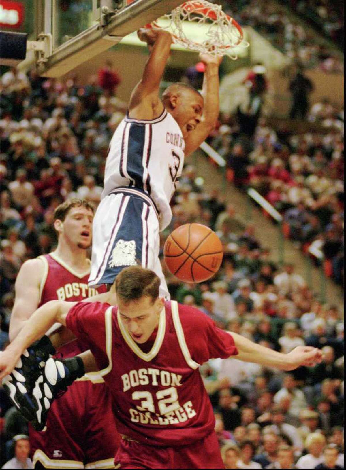 Ben Doody: At major crossroads, UConn needs to push hard for spot in ACC