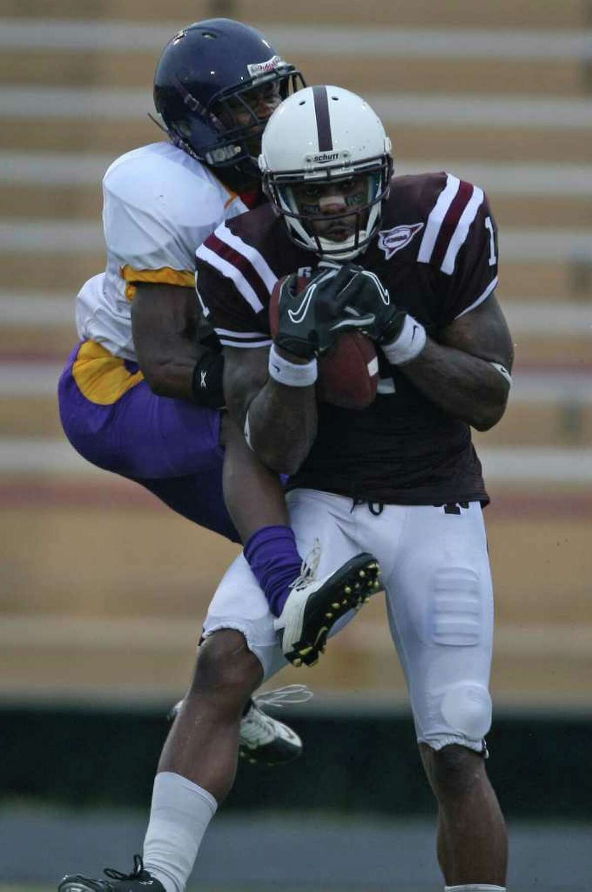 Man who held 'Will Run Routes 4 Food' sign outside NRG cut by Jets