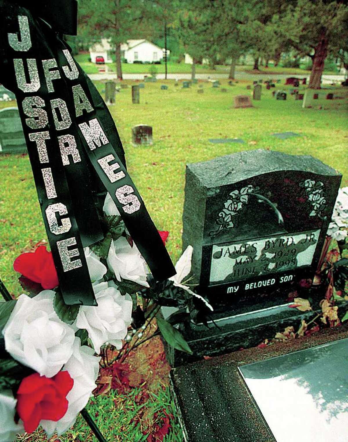 The city of Jasper still copes with racial tensions 13 years after ...