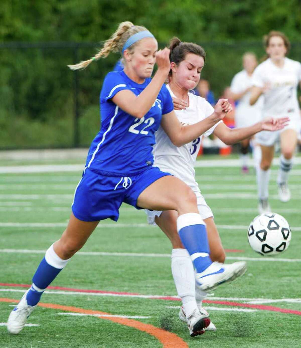 Westhill girls soccer team improves to 3-0 with win over Darien