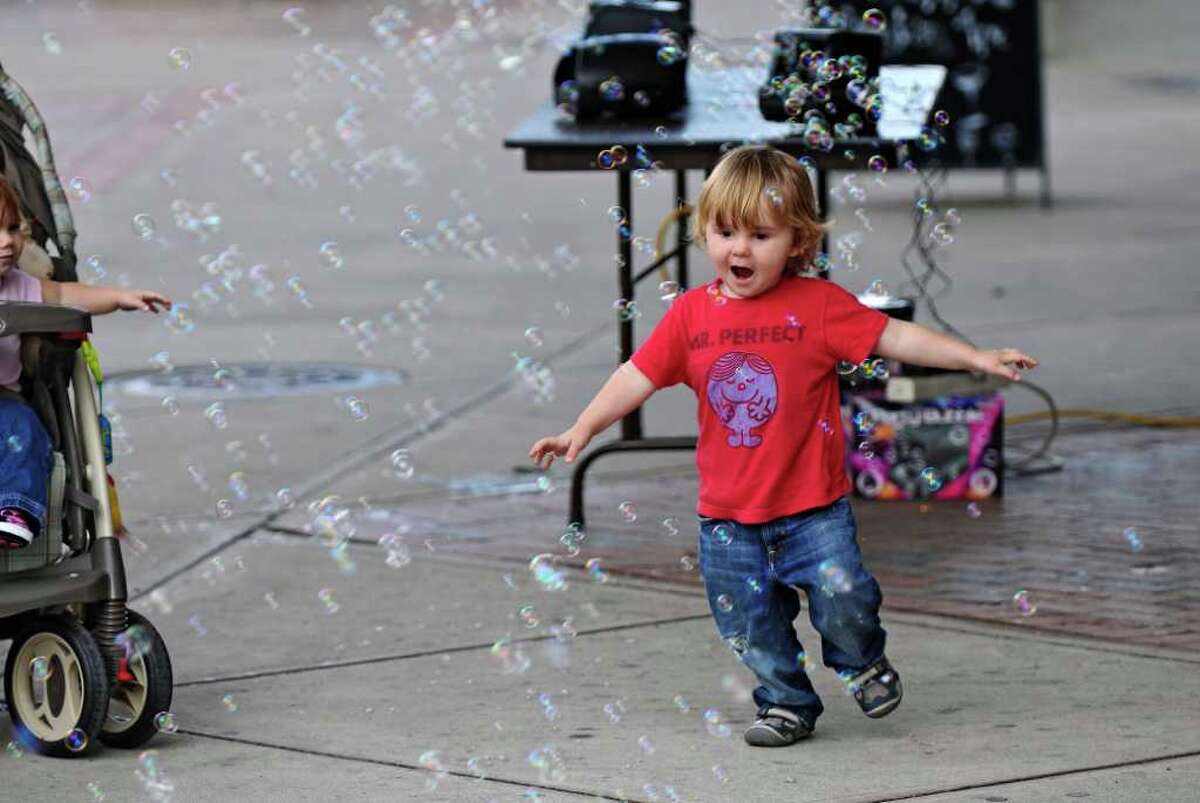 Photos: Bubble Show preview