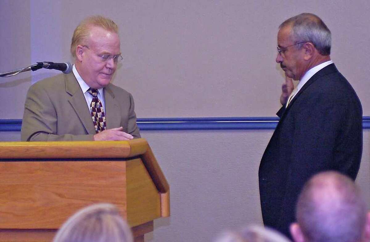 Singletary sworn in as new Beaumont police chief