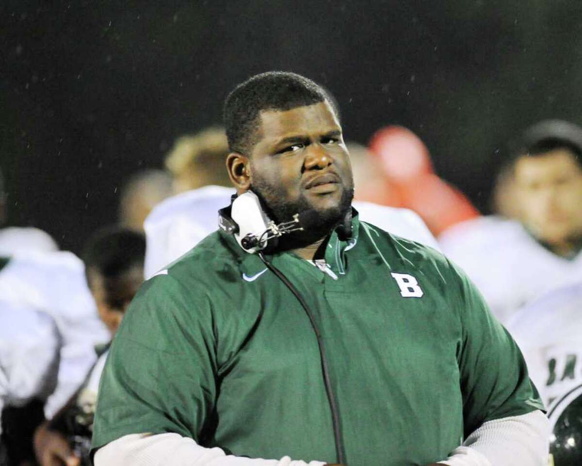 Greenwich football team routs Bassick