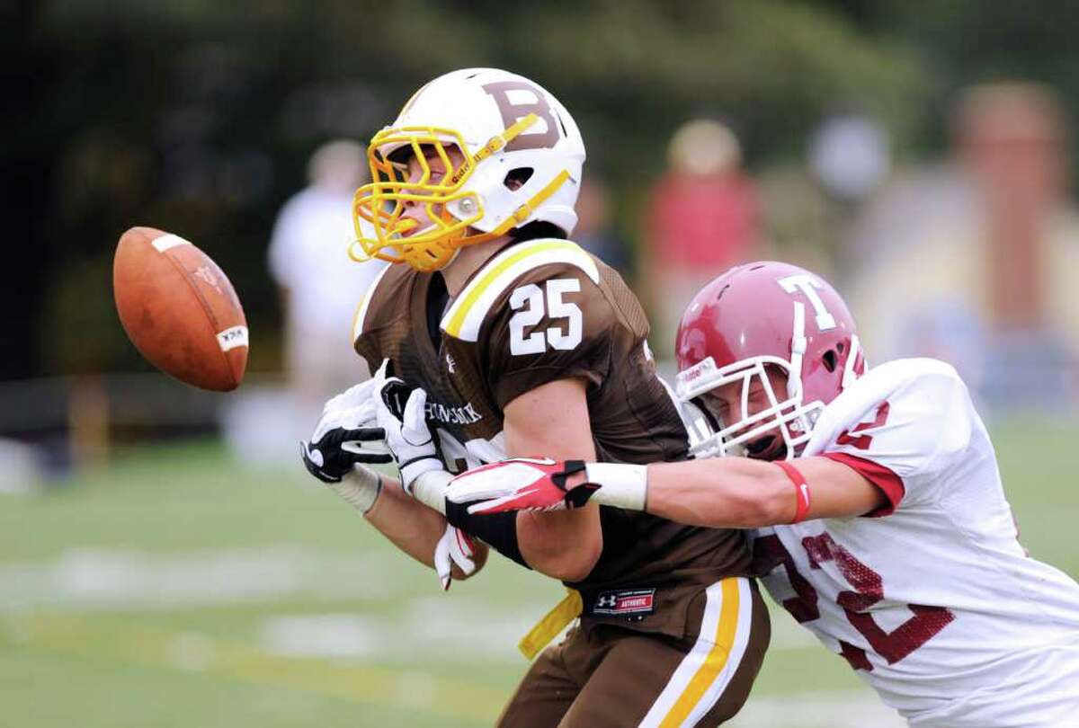 Taft rolls over Brunswick football