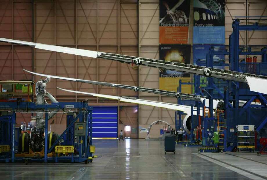 Boeing 787 assembly line, interior tour - seattlepi.com