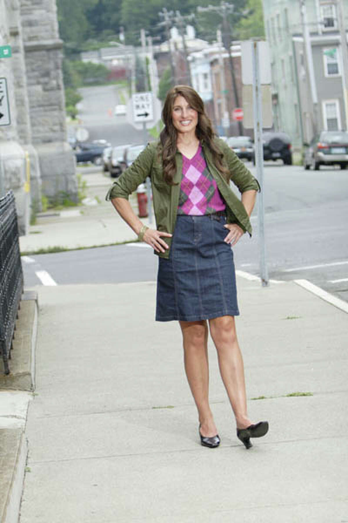 ONLINE EXCLUSIVE: Cover Model Behind the Scenes