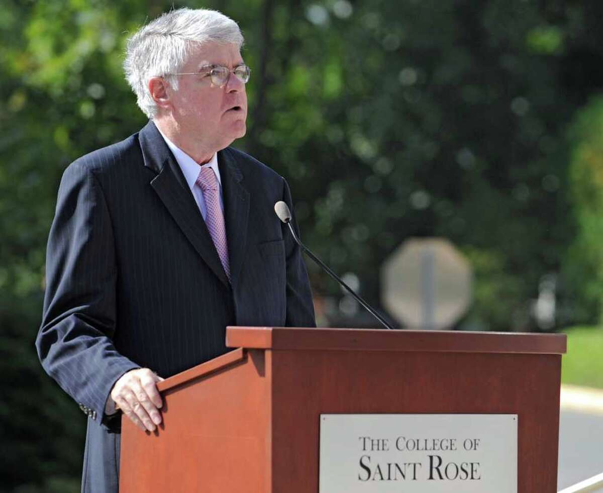 Media center to bear Hearst name