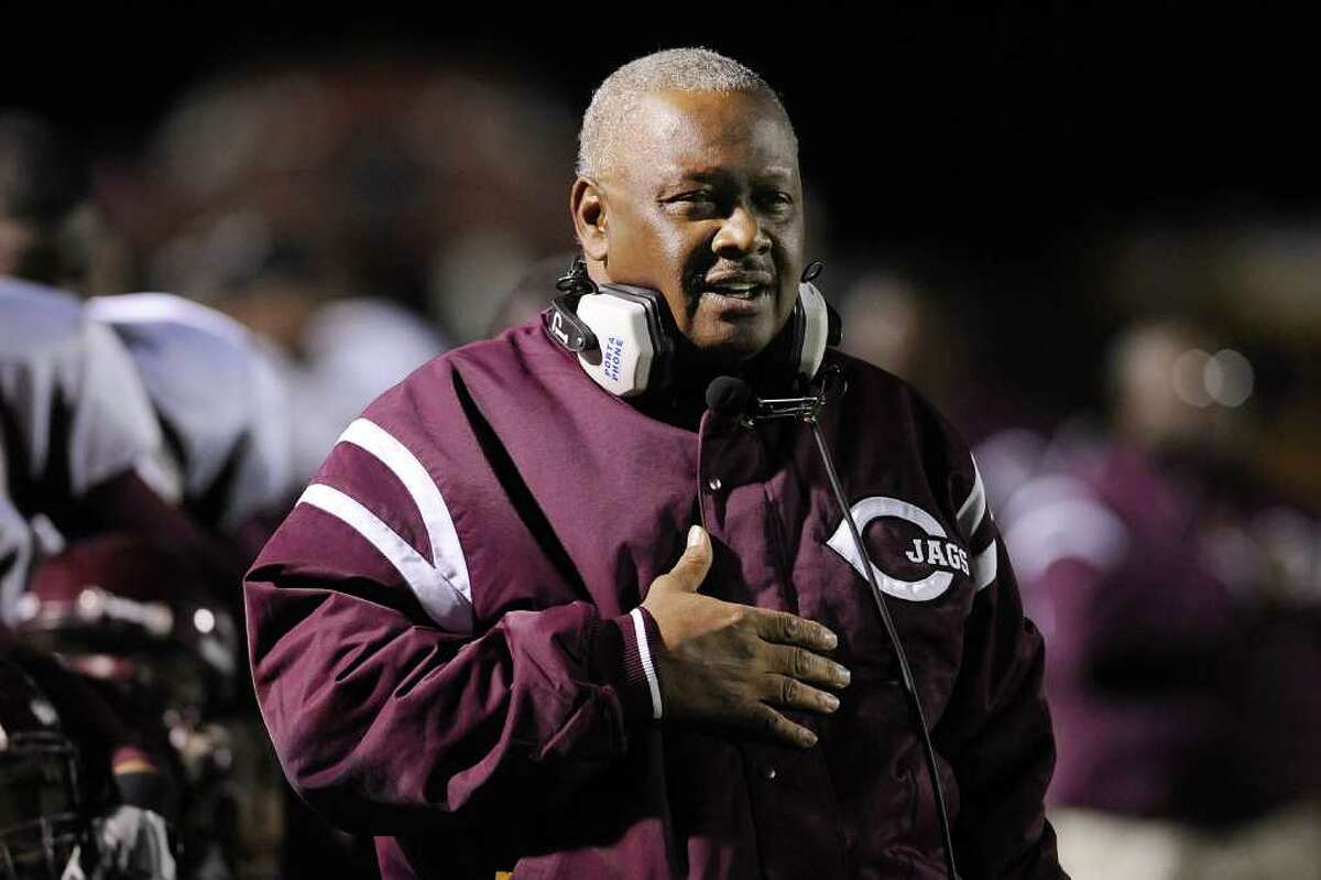 Washington to return as Central's football coach