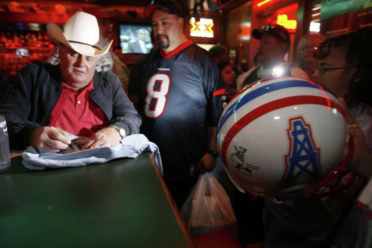 Bum Phillips, Wade Phillips will be at Nederland/PN-G football game on ...