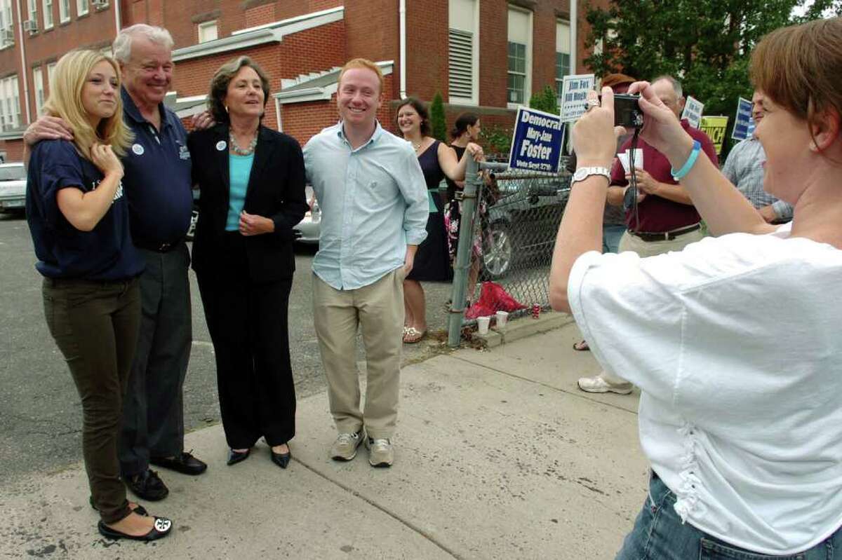 Bill Finch beats Mary-Jane Foster in Bridgeport Democratic mayoral primary