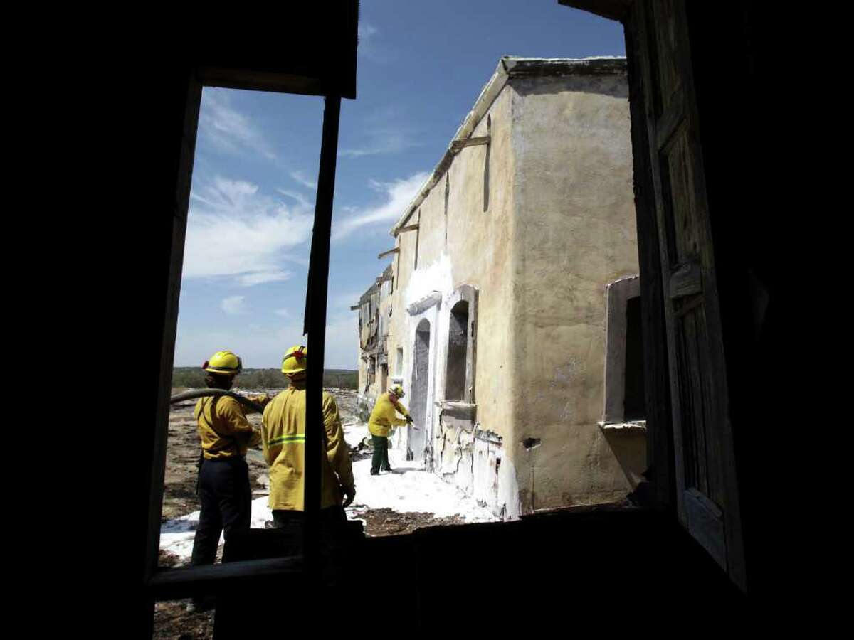 Alamo movie set burned by fire