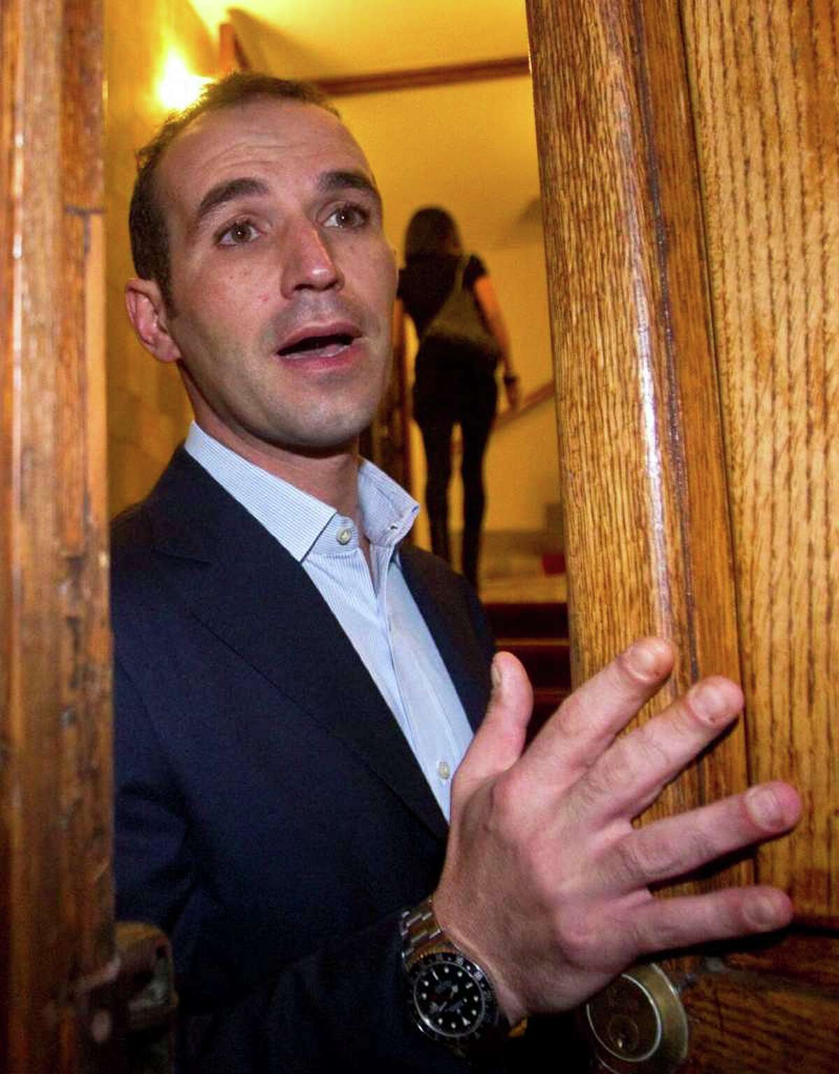 Pope sculptor gets second chance