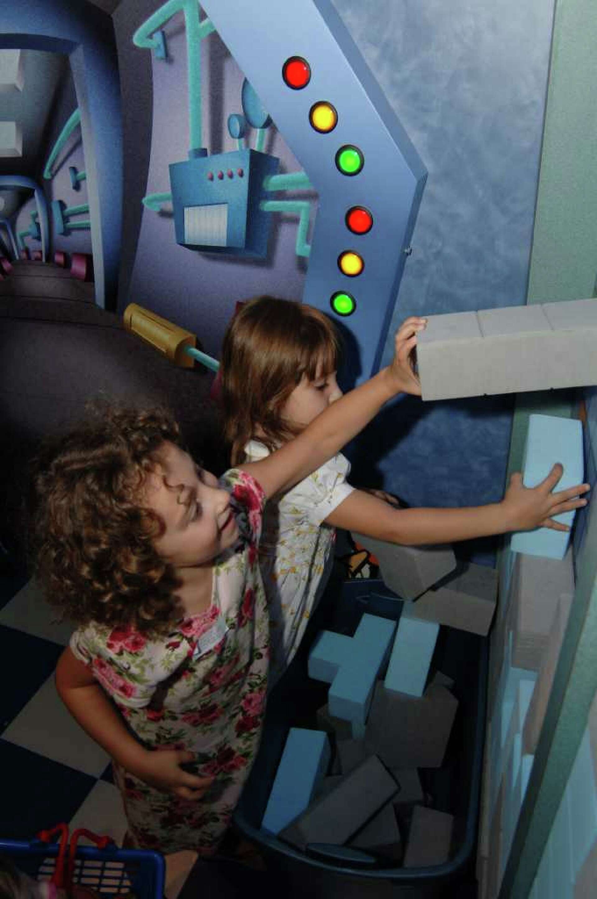 'Cyber Chase' exhibit at Stepping Stones makes math fun
