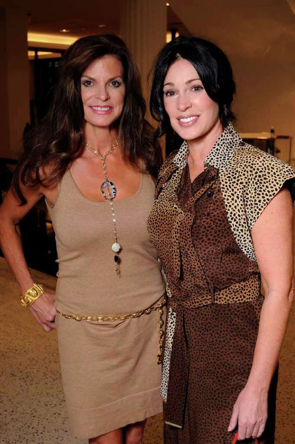 Jewelry designer charms the Champagne Cowgirls