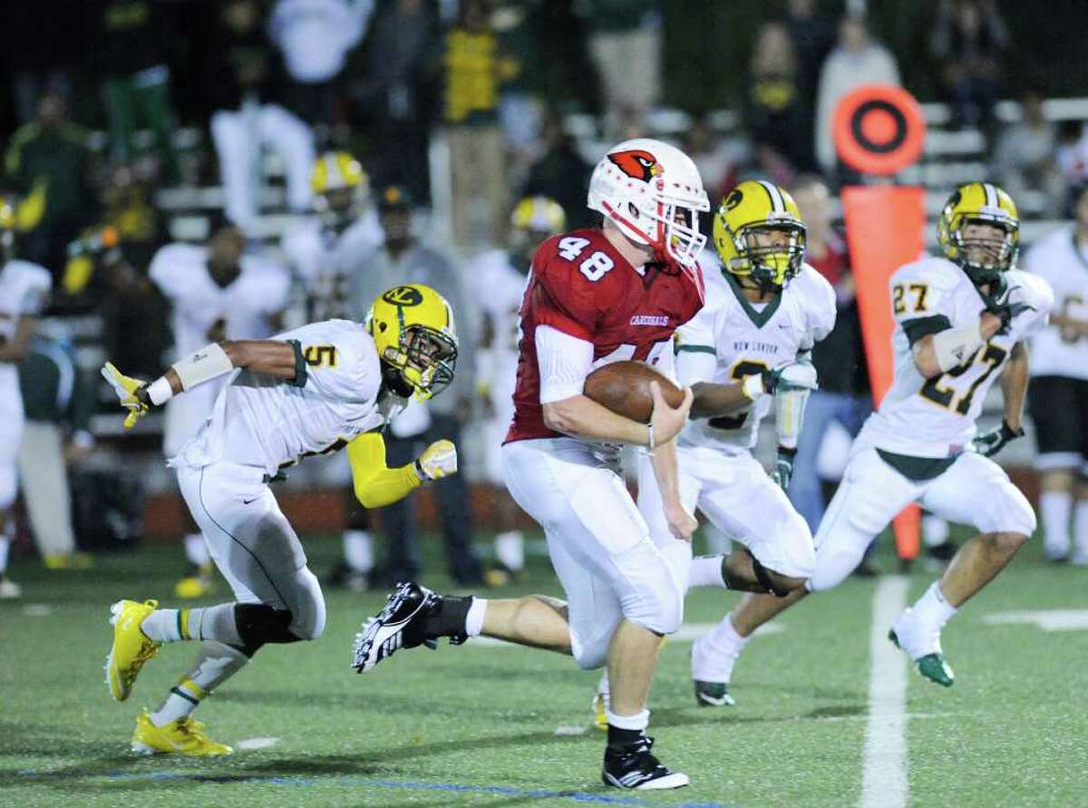 Greenwich football team can't keep pace with New London