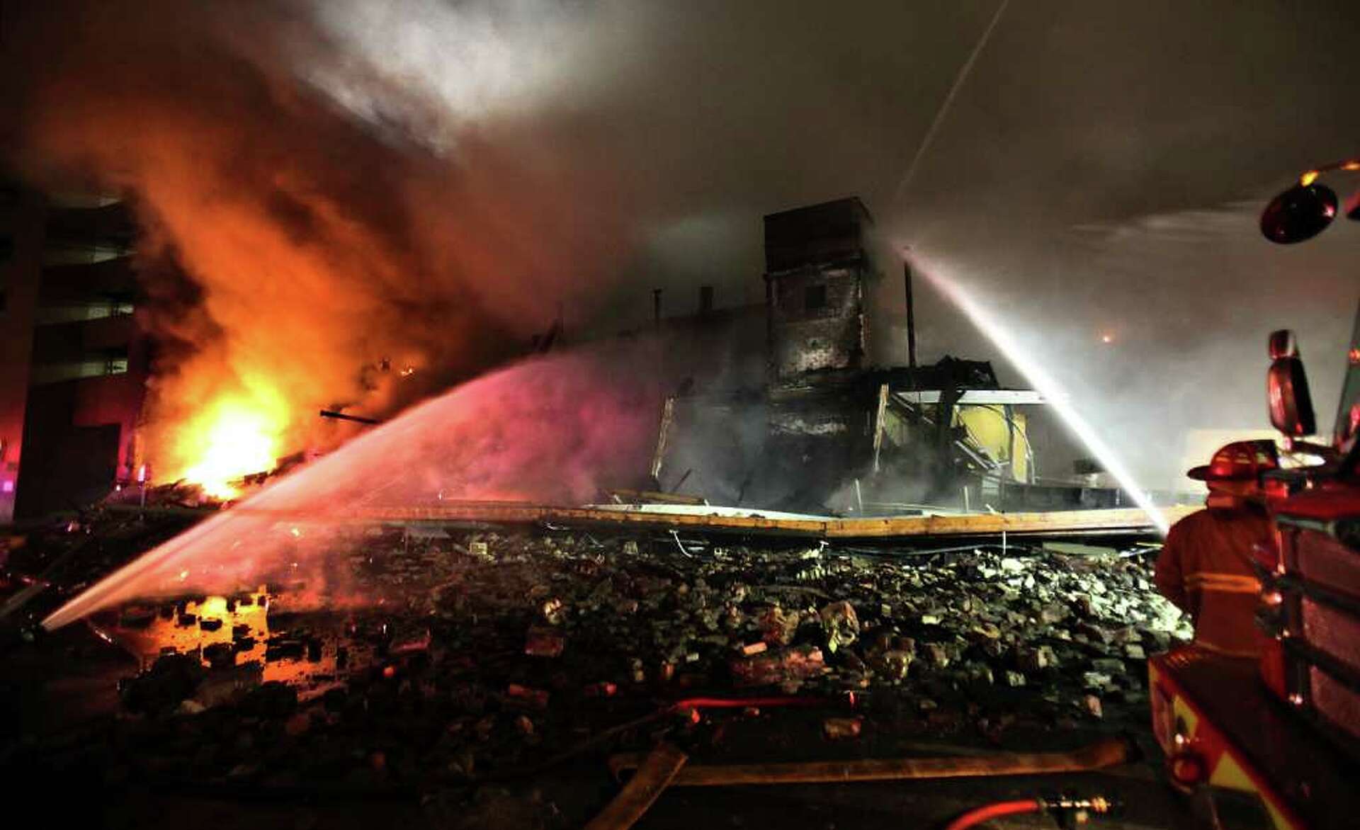 Massive fire guts 1880 city landmark