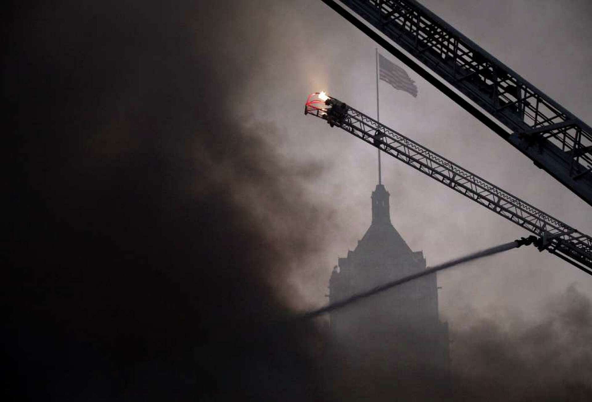 Massive fire guts 1880 city landmark