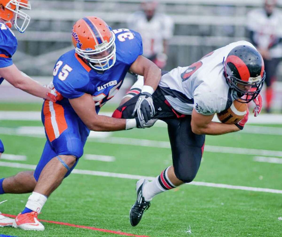 Hatters run wild: Harrington's four touchdowns lead Danbury over ...