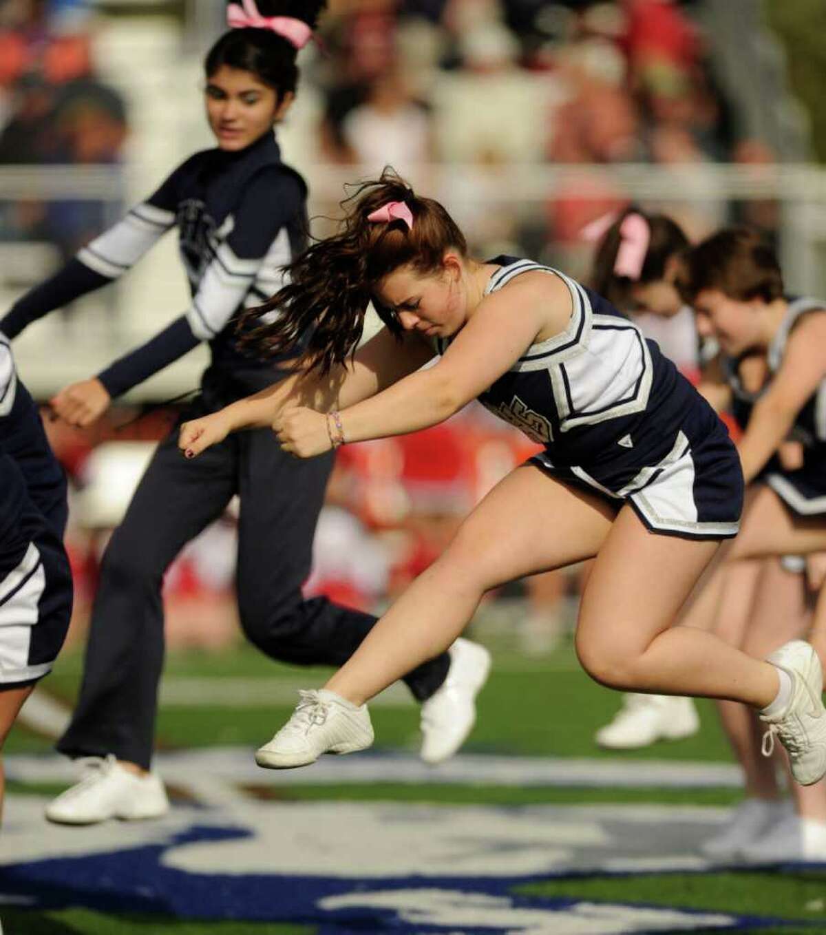 Pomperaug football team cruises past Immaculate to stay unbeaten
