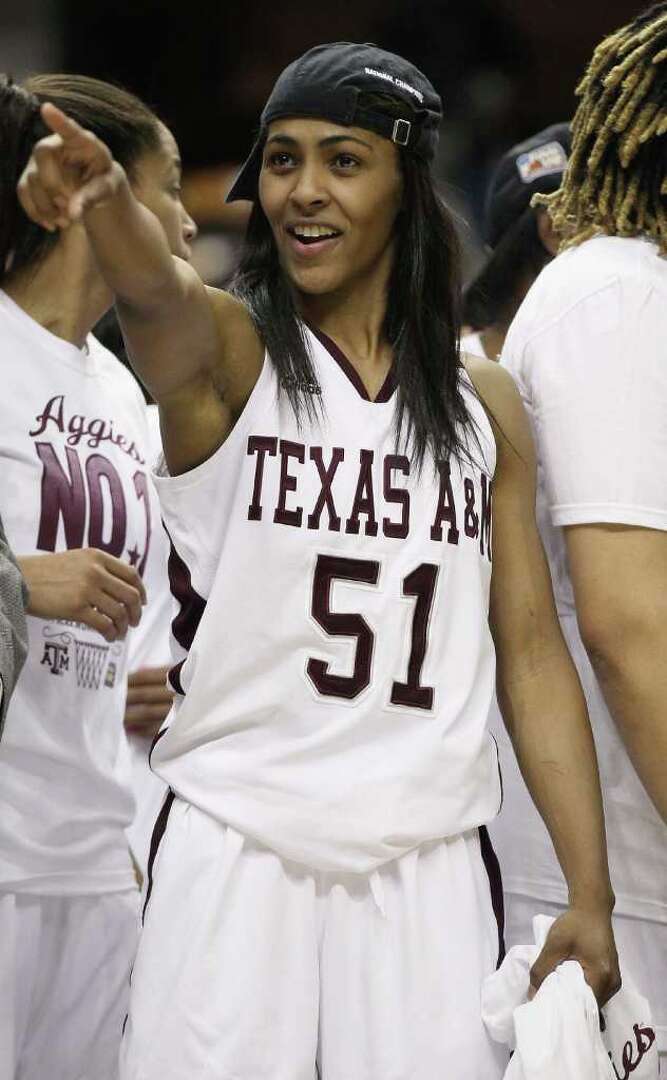 Colson makes adjustment from A&M to WNBA