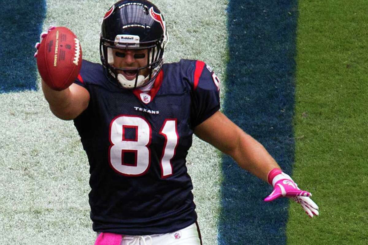 Texans beat Steelers 17-10 in a throwback game