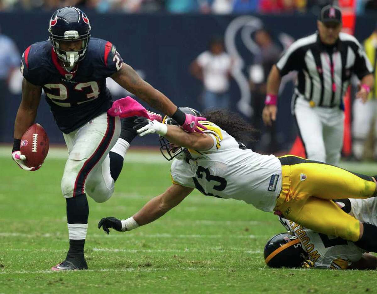 Texans beat Steelers 17-10 in a throwback game