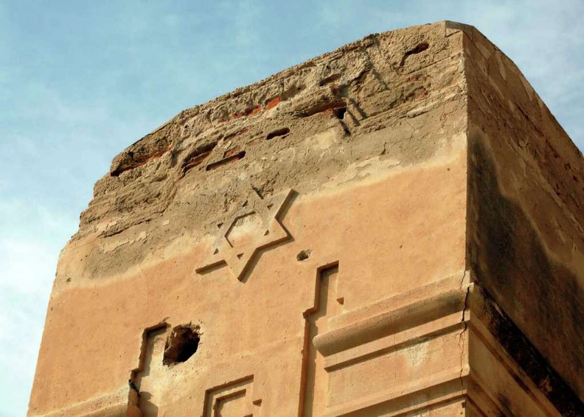 Libyan 'revolutionary Jew' to restore synagogue