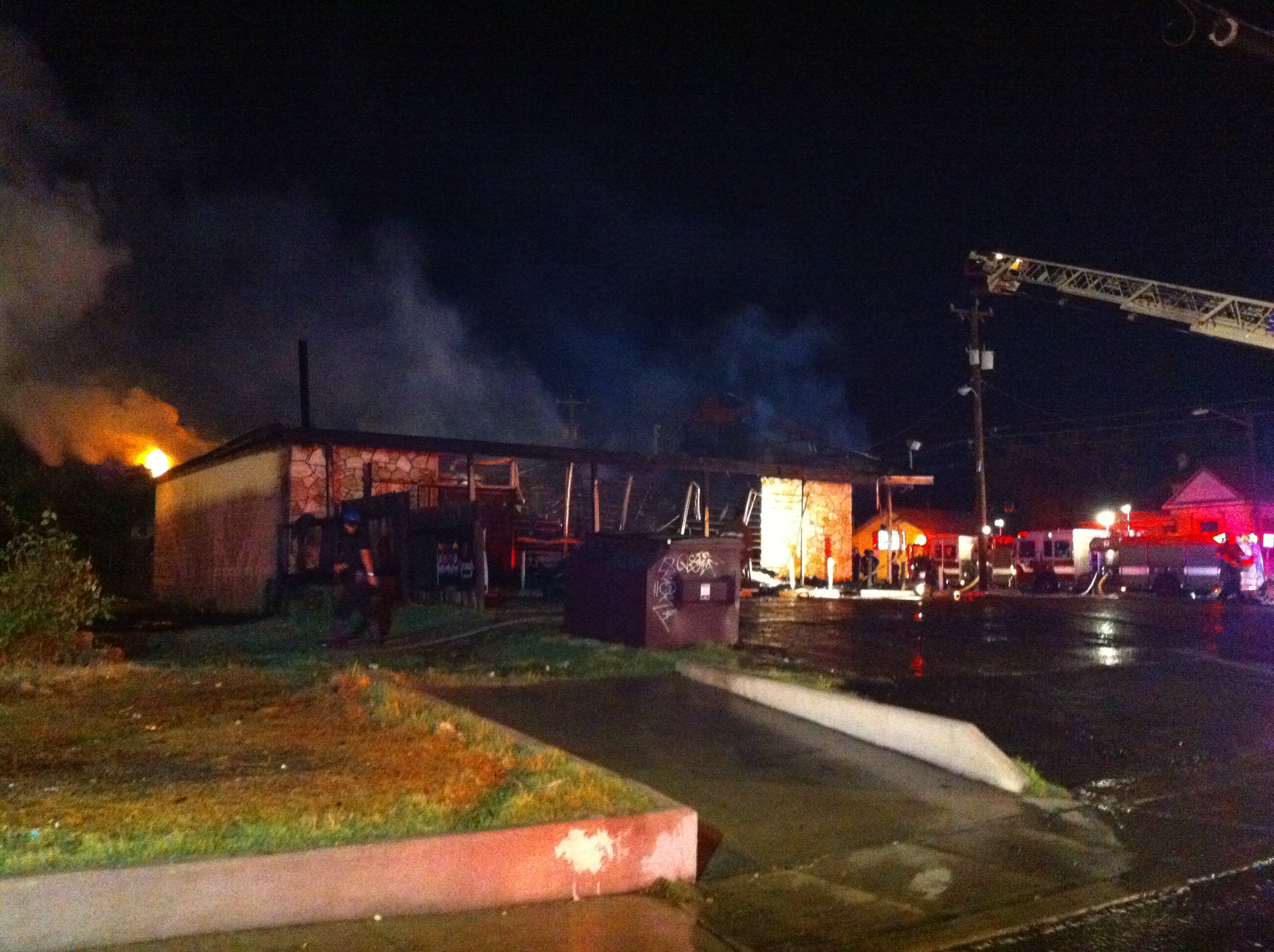 Fire destroys convenience store