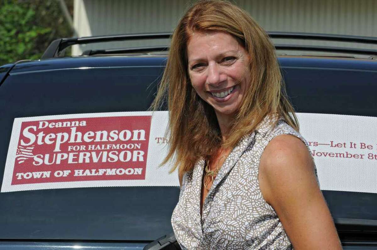 Gillibrand endorses Stephenson in Halfmoon race