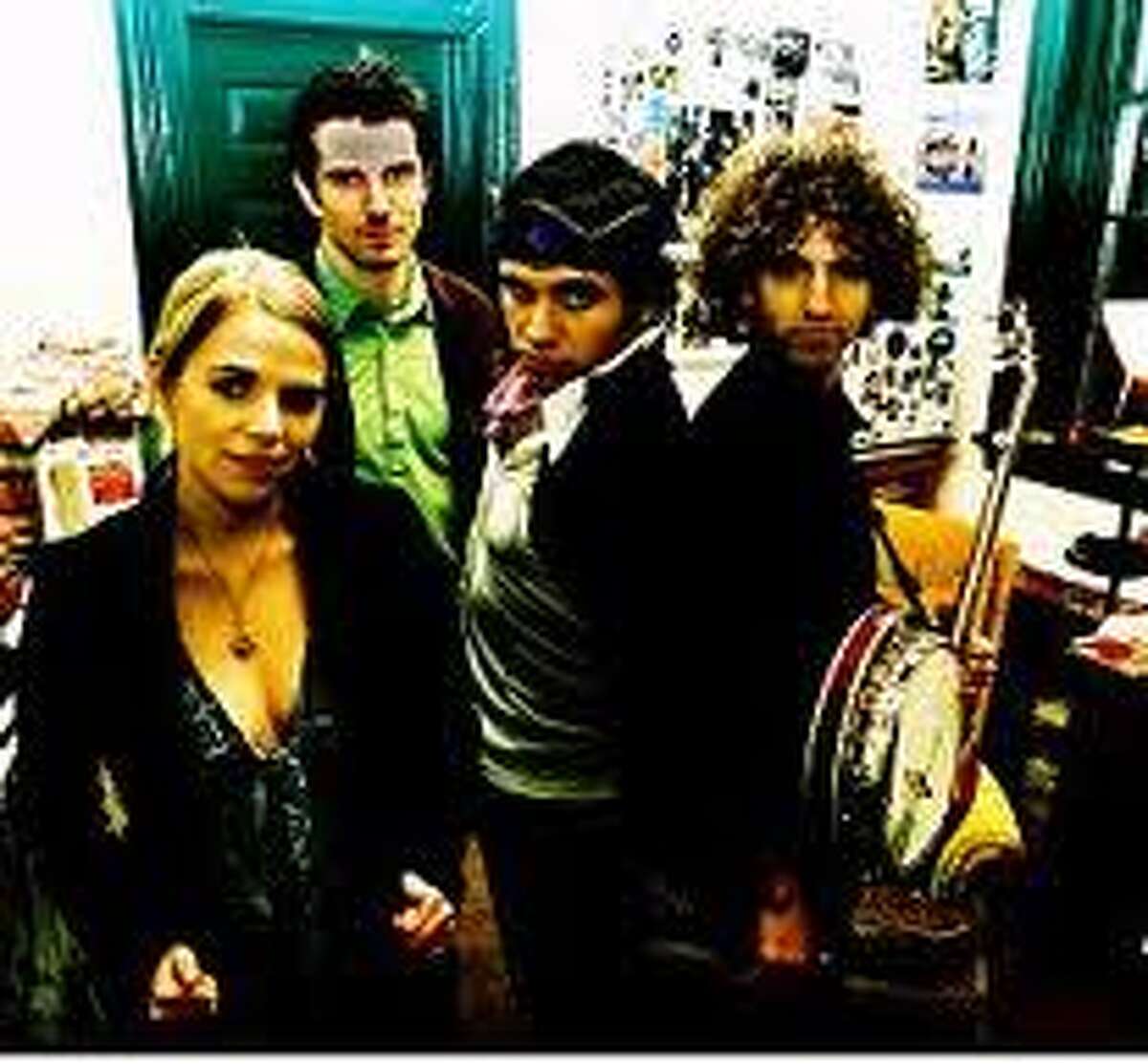 Crooked Still plays bent bluegrass