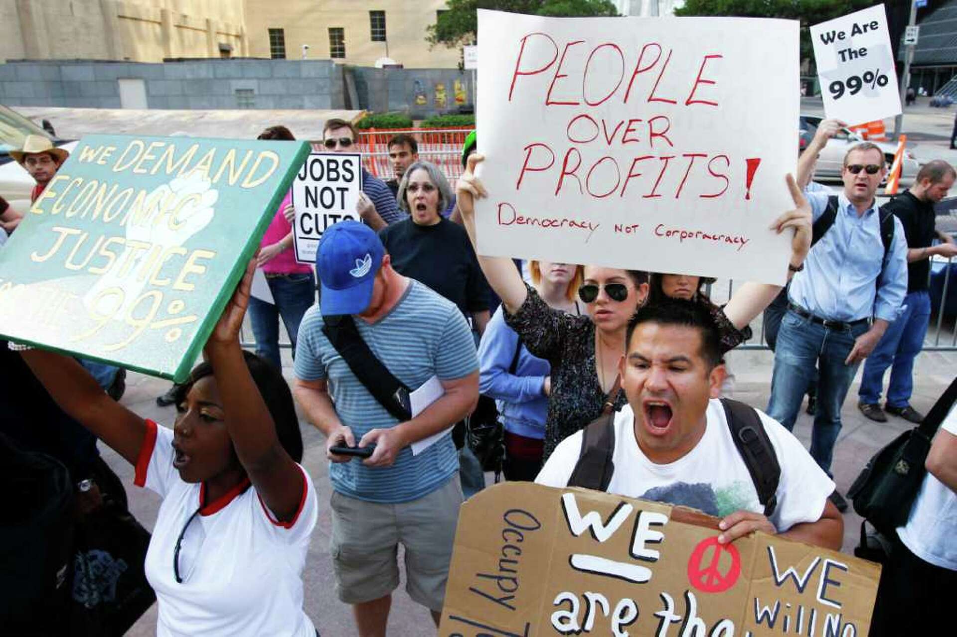 Occupy Houston protestors converge on City Hall