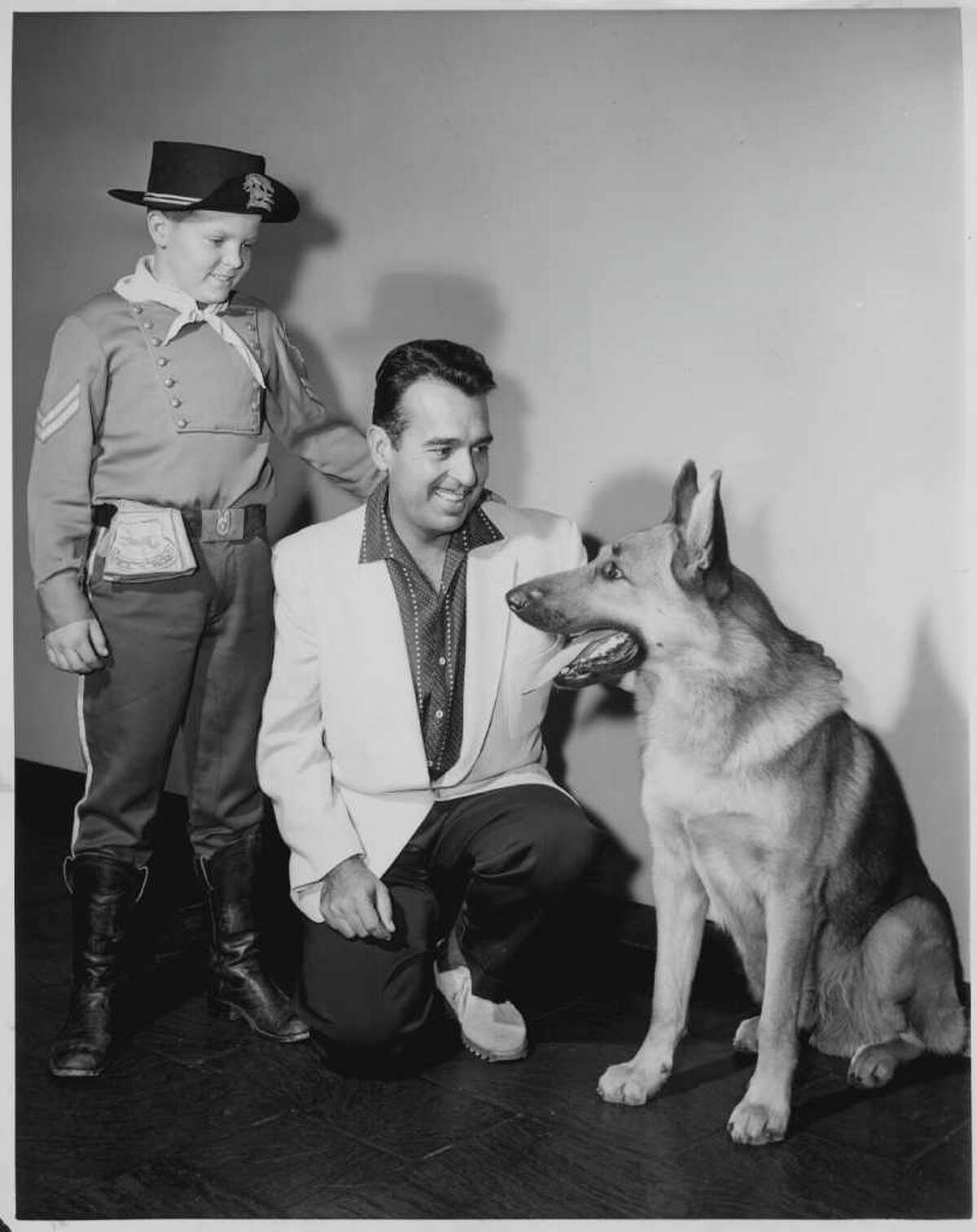 Book Review: Rin Tin Tin